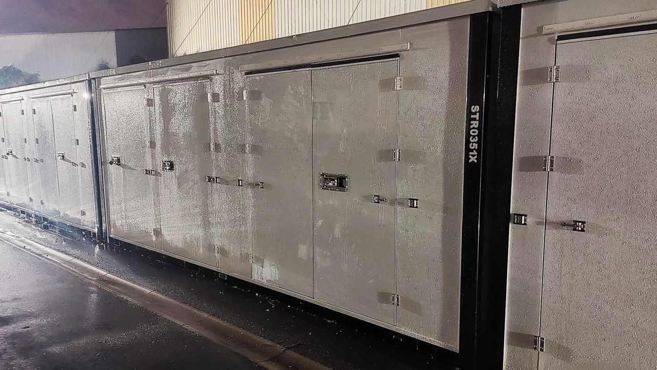 Mantenemos al día su parque de almacenamiento - Universal Storage ...